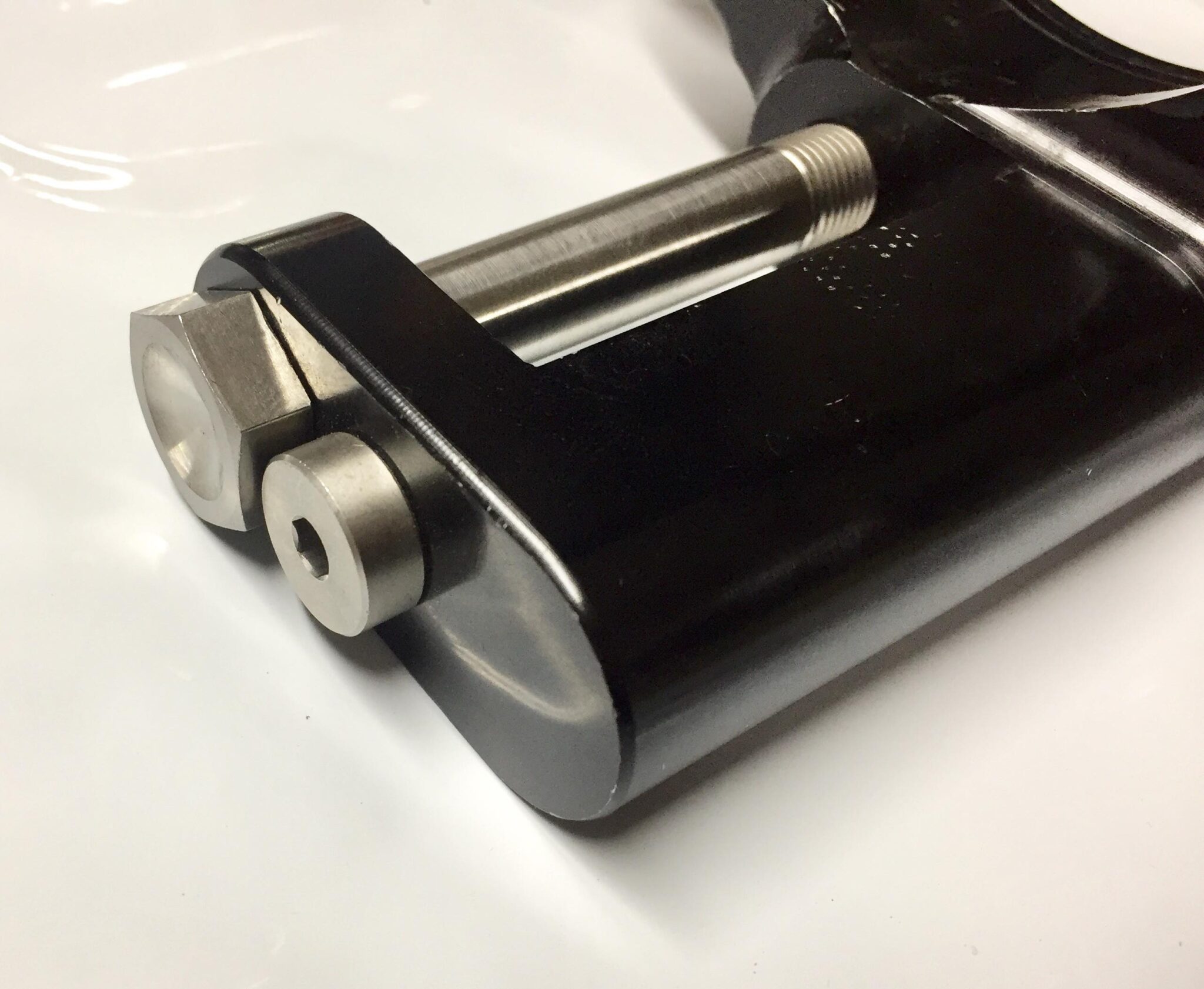 WINTERS BIRDCAGE LOCKING SPUD | Parr Motorsports